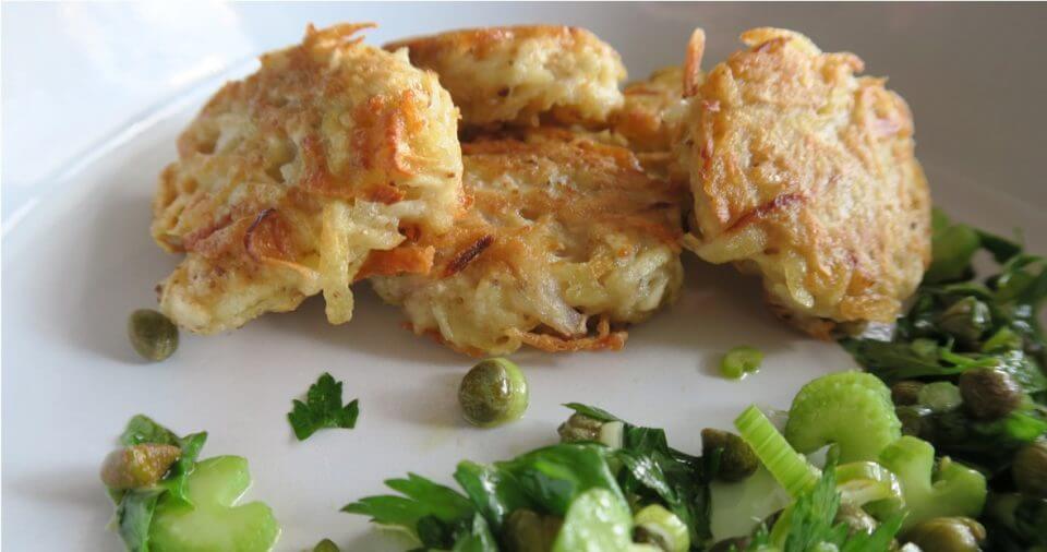 Ottolenghi's knolselderij-rosti met bleekselderijsalsa - BELEEF SMAAK